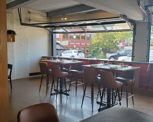 R Five Wines Dining | Vitro Seating Products